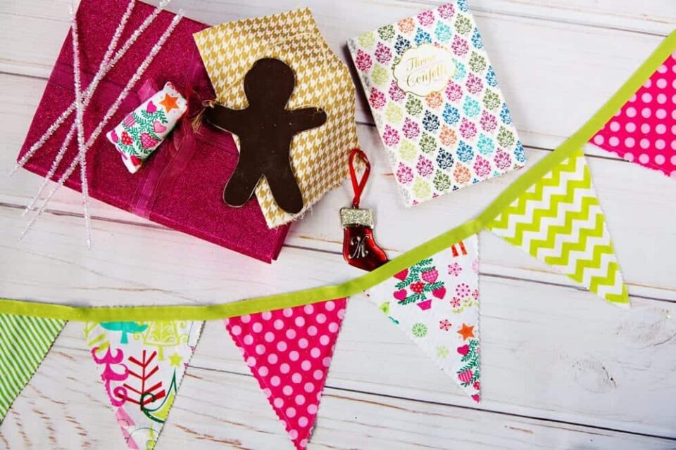 Sew It! 25+ Christmas Sewing Projects - Coral + Co.