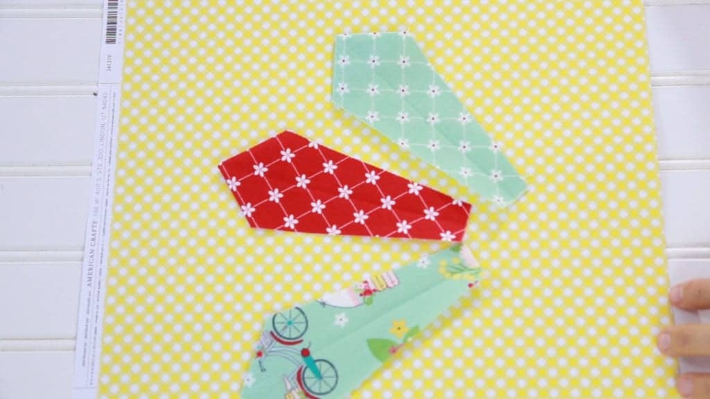 How to make a Dresden Plate Quilt Block Tutorial with Template
