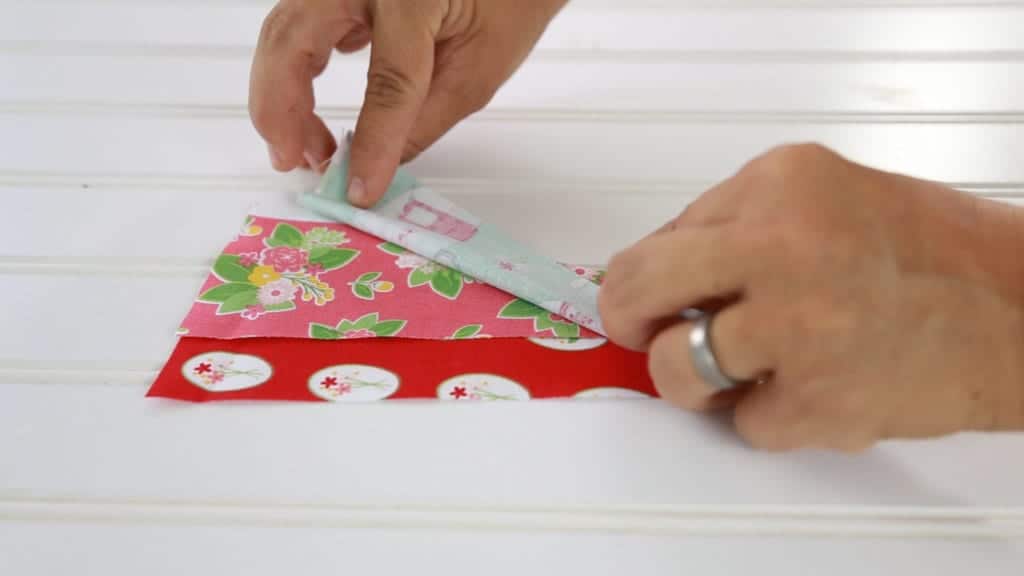 How to make a Dresden Plate Quilt Block Tutorial with Template