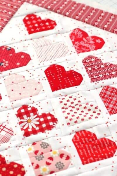 25+ Valentine Quilt Patterns with Hearts to Sew