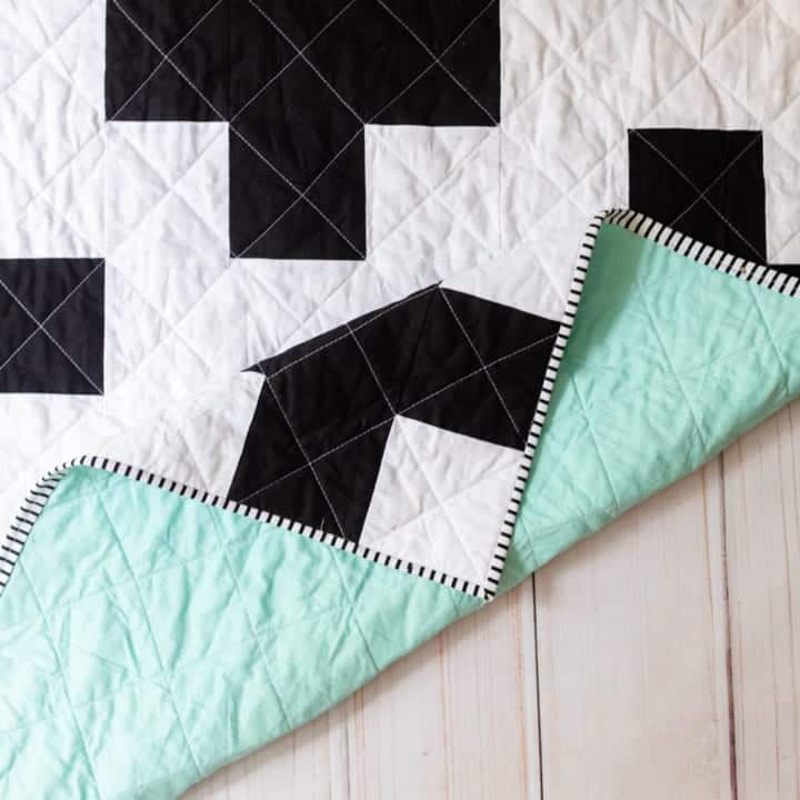 Free Swiss Cross Quilt Pattern - A Modern Black and White Quilt