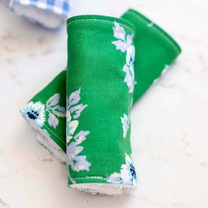 How to Make Baby Car Seat Strap Covers DIY with FREE Pattern - Coral + Co. How to Make Baby Car Seat Strap Covers DIY with FREE Pattern - Coral + Co.
