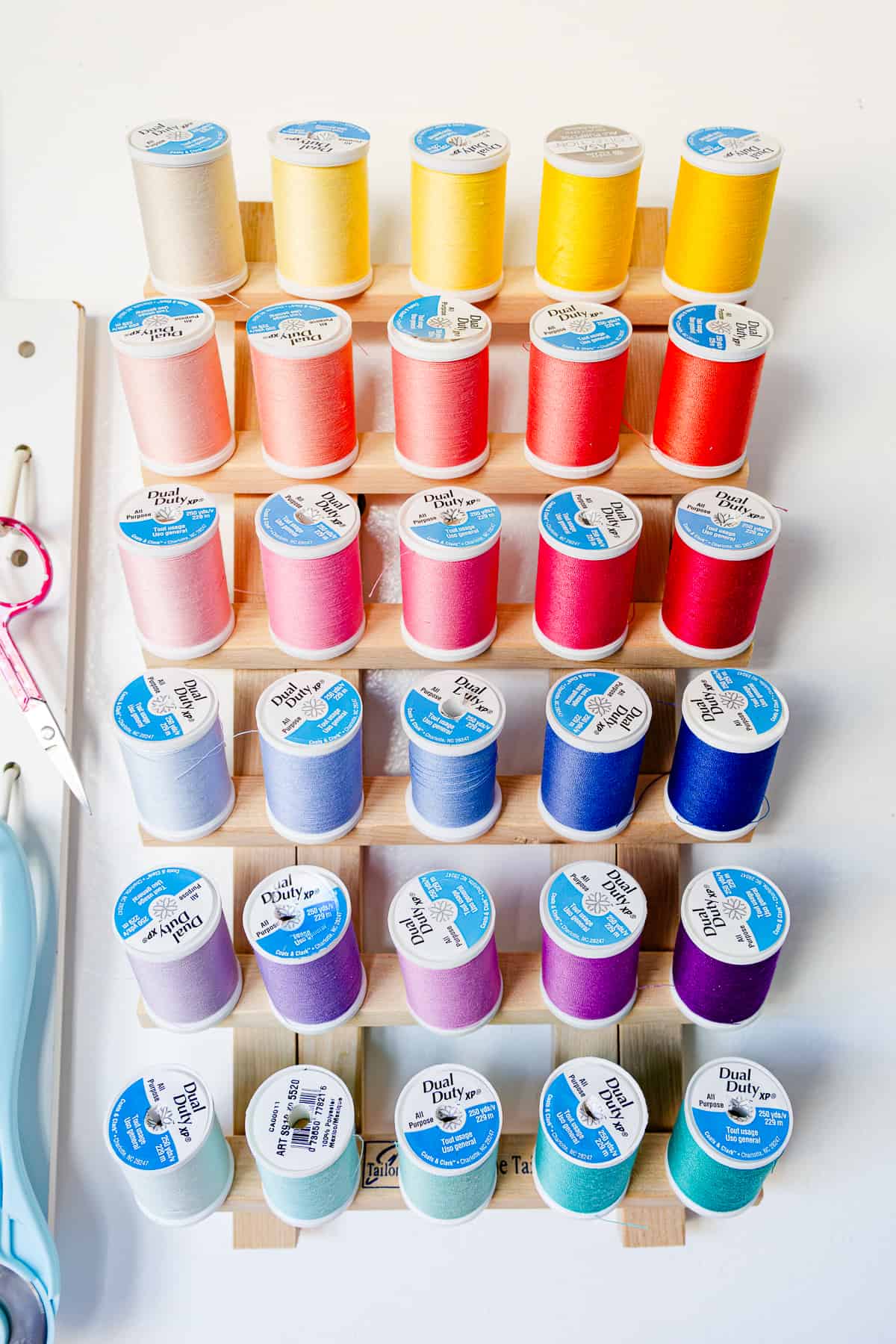 Sewing Room Ideas for Small Spaces: Creative Space-Saving Solutions ...